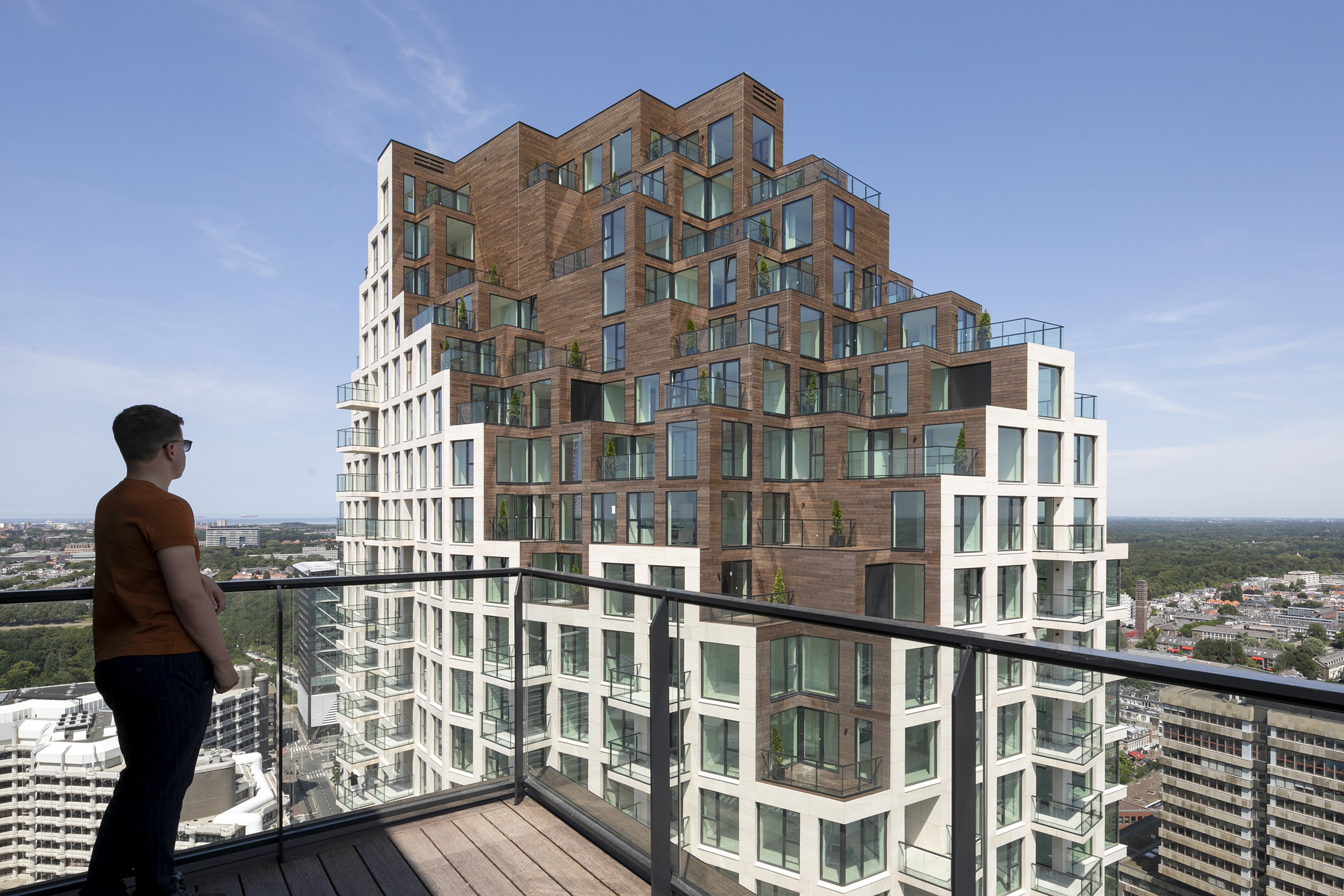 MVRDV - Two new crowns for The Hague: MVRDV’s Grotius Towers make a ...